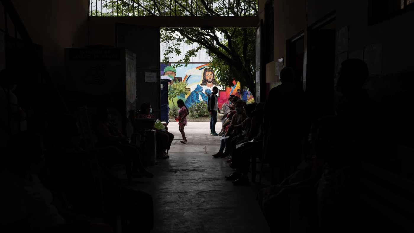 The highest COVID death rate in the world is in Peru. How did that ...