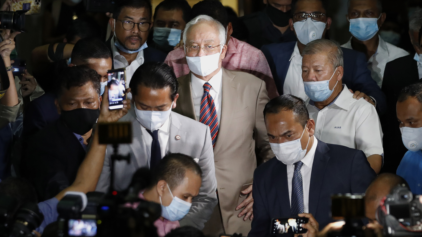 Malaysia court upholds Najib Razak's conviction : NPR