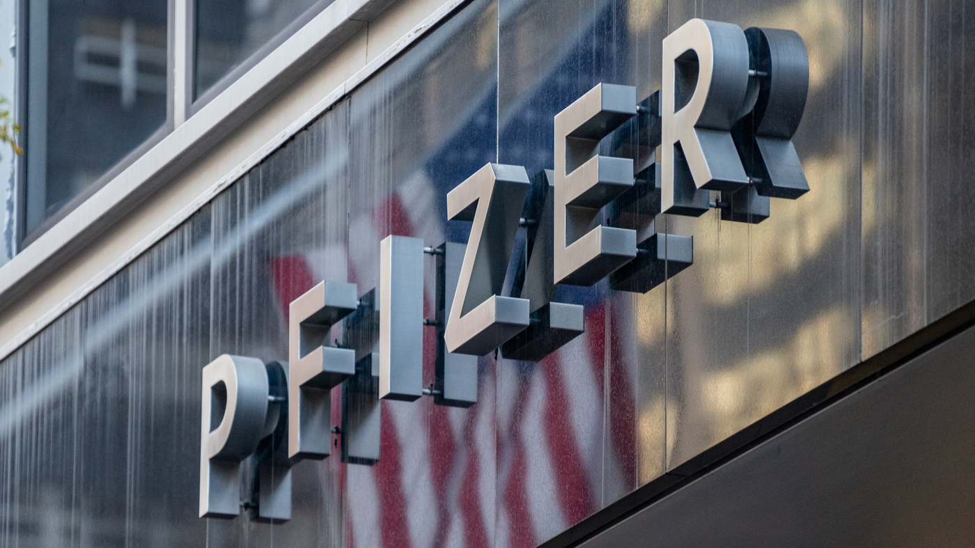 Pfizer's Paxlovid pill set to ship to states this month in limited ...