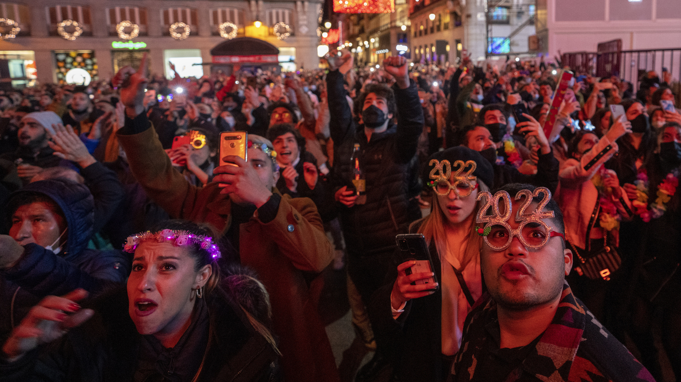 Happy New Year: Celebrations in images from around the world : NPR