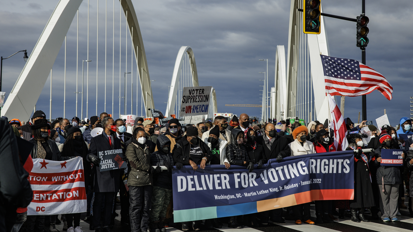MLK's memory is honored with demonstrations calling for voting rights ...