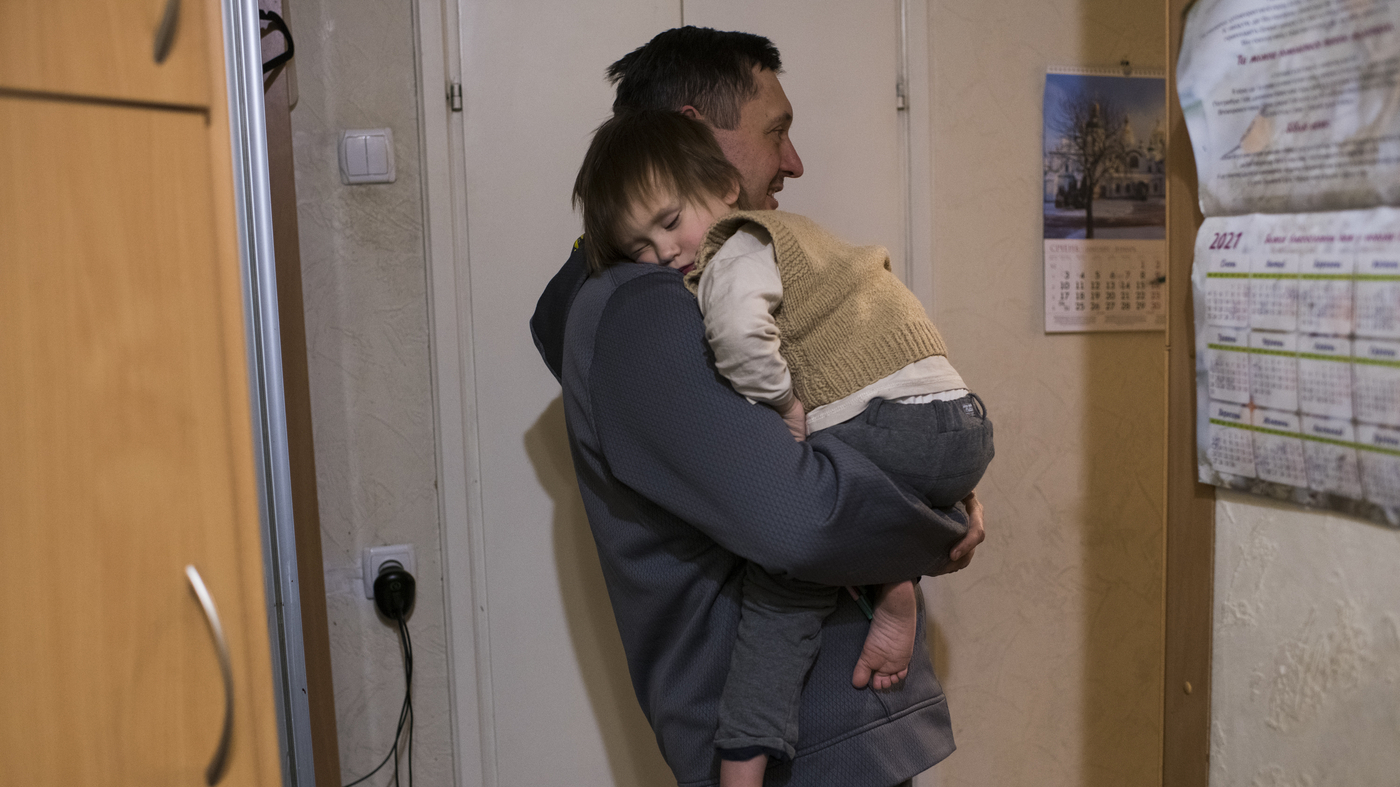 Despite Russian invasion fears, a family in Ukraine tries to keep life ...