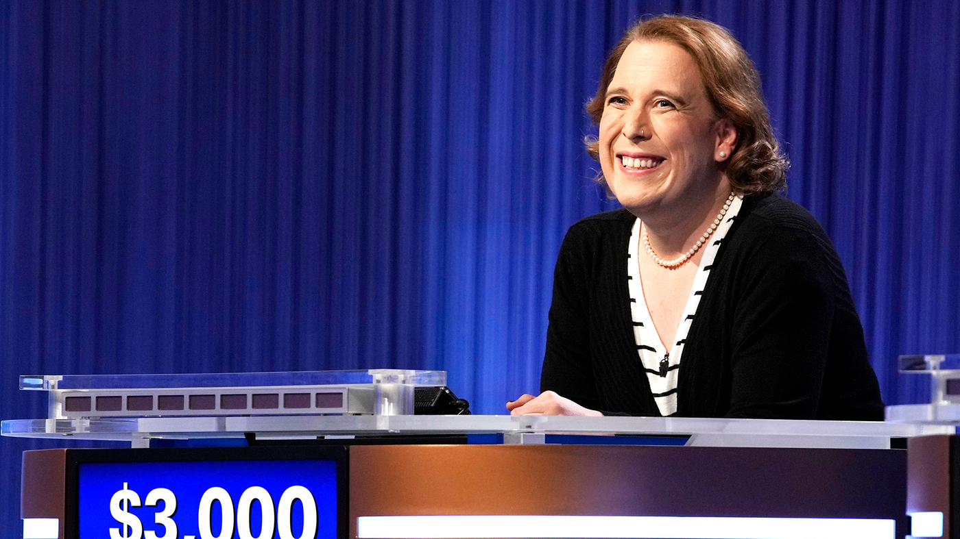 'Jeopardy!' champ Amy Schneider wins 39th game, a new record : NPR