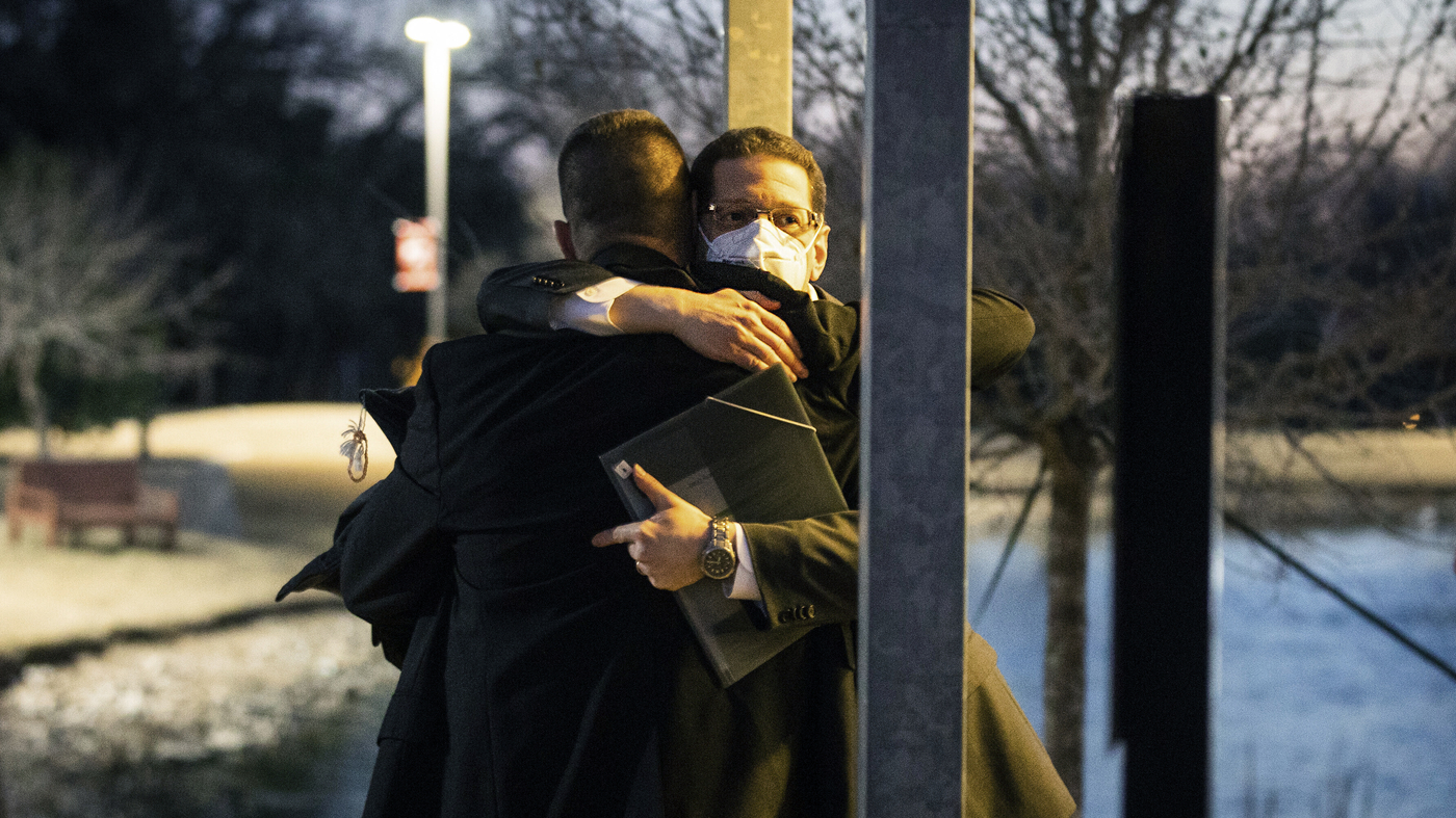 Texas man accused of selling gun to take hostages at synagogue : NPR