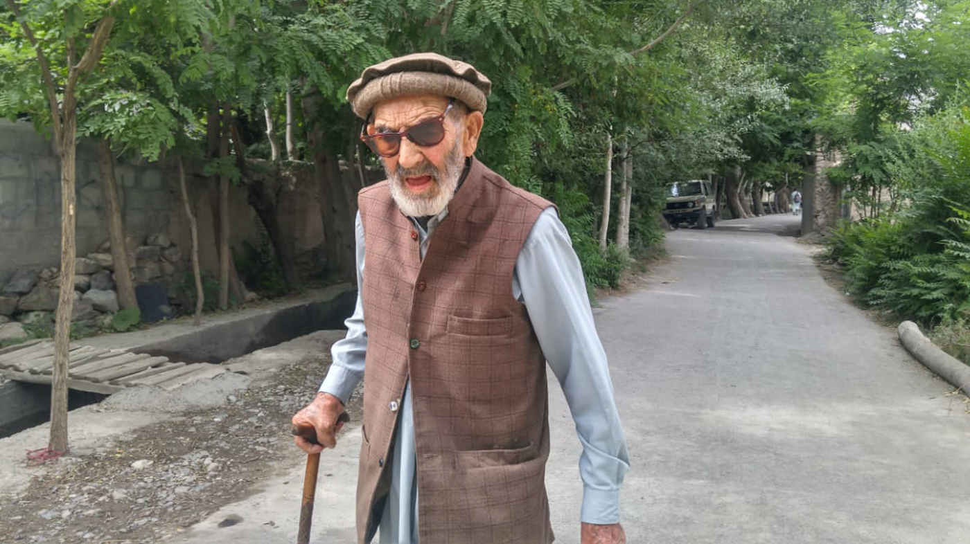 Abdul Alim, Pakistani COVID survivor and vaccine advocate, dies at age ...