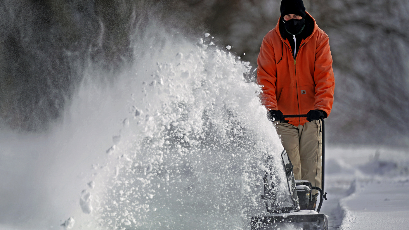 Winter storm threatens a 2,000-mile stretch of U.S. : NPR