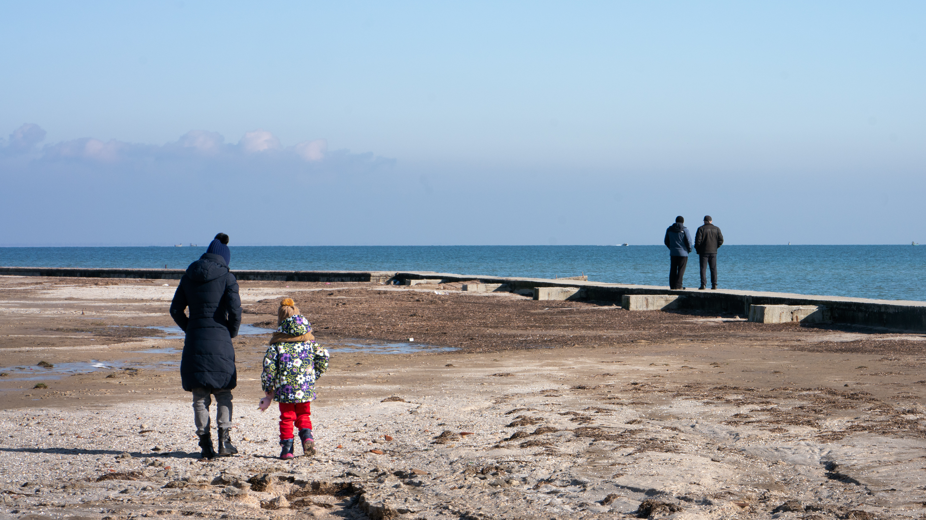 On the Crimean borderland, Ukrainians define their identity : NPR