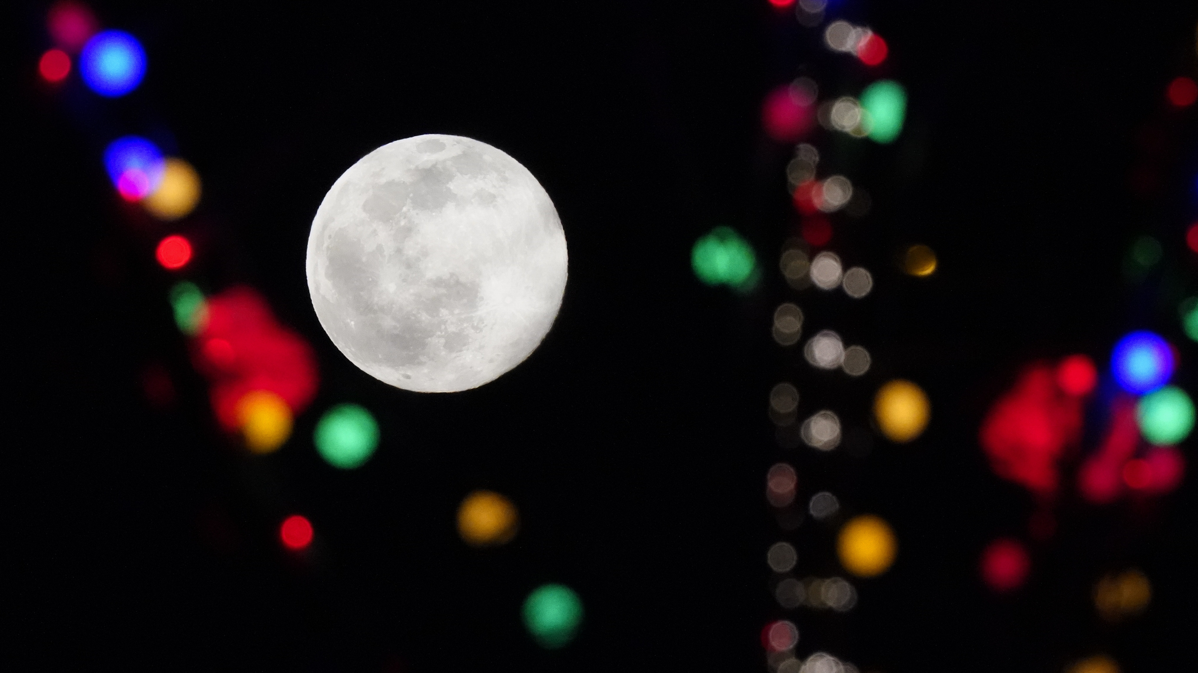 Photos: February's 'Snow Moon' rises full and bright : NPR