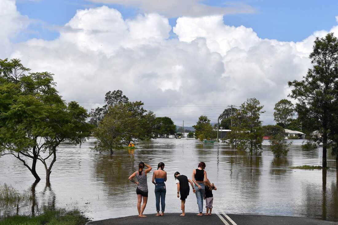 Photos of Australian floodwaters as they move toward Sydney, Australia ...