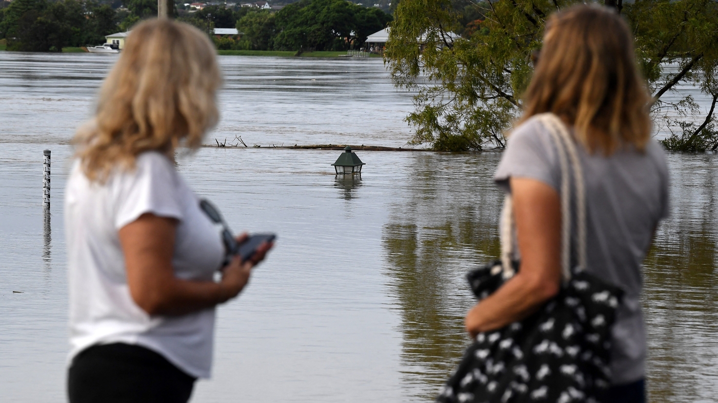 Photos of Australian floodwaters as they move toward Sydney, Australia ...