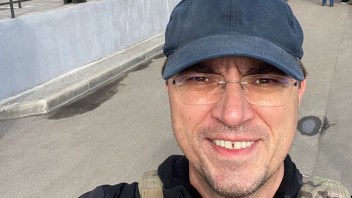 Ukrainian man who enlisted after Russia's invasion gives an update, a ...