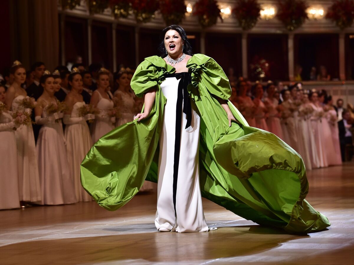 Met Opera drops Anna Netrebko, the star soprano tied to Vladimir Putin ...