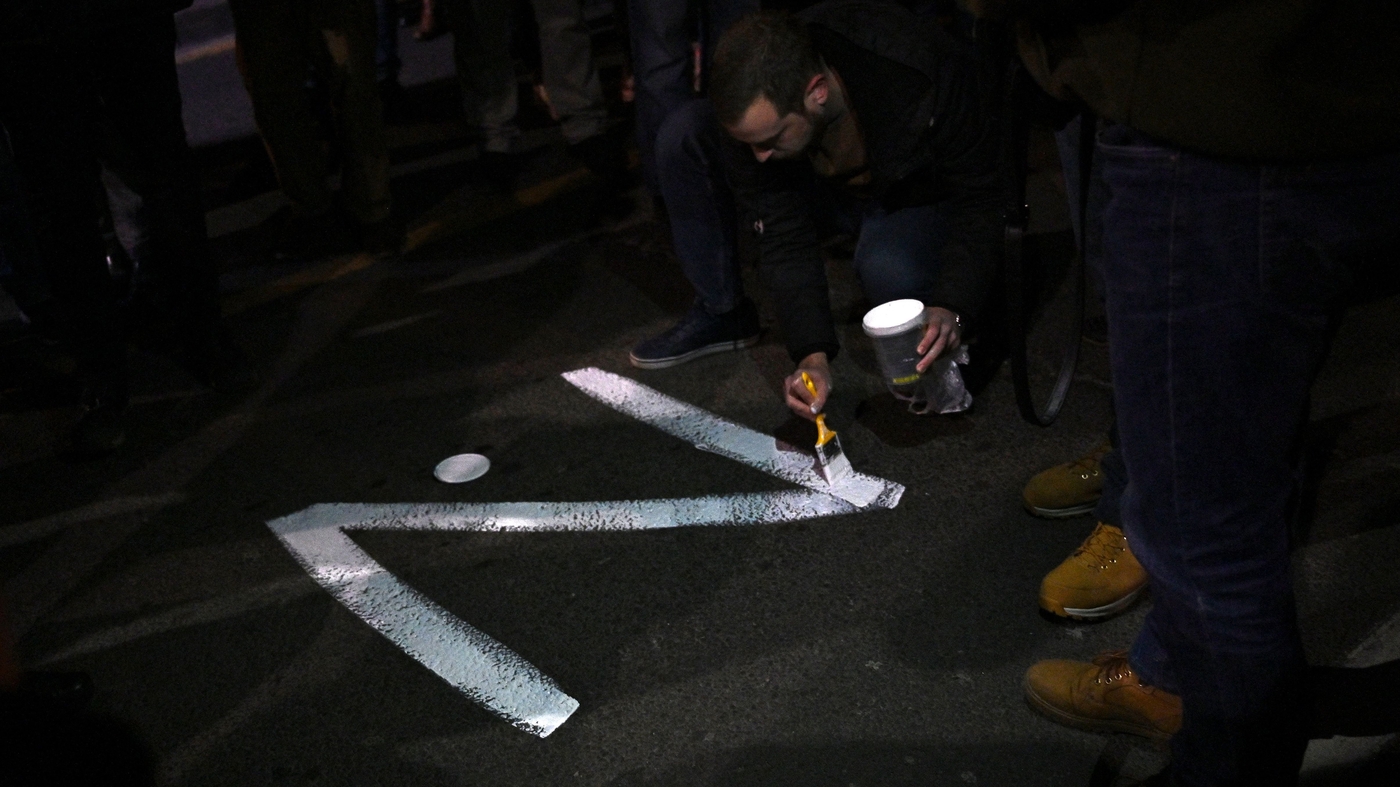 The letter Z is a symbol of Russia's war in Ukraine. What does it mean ...