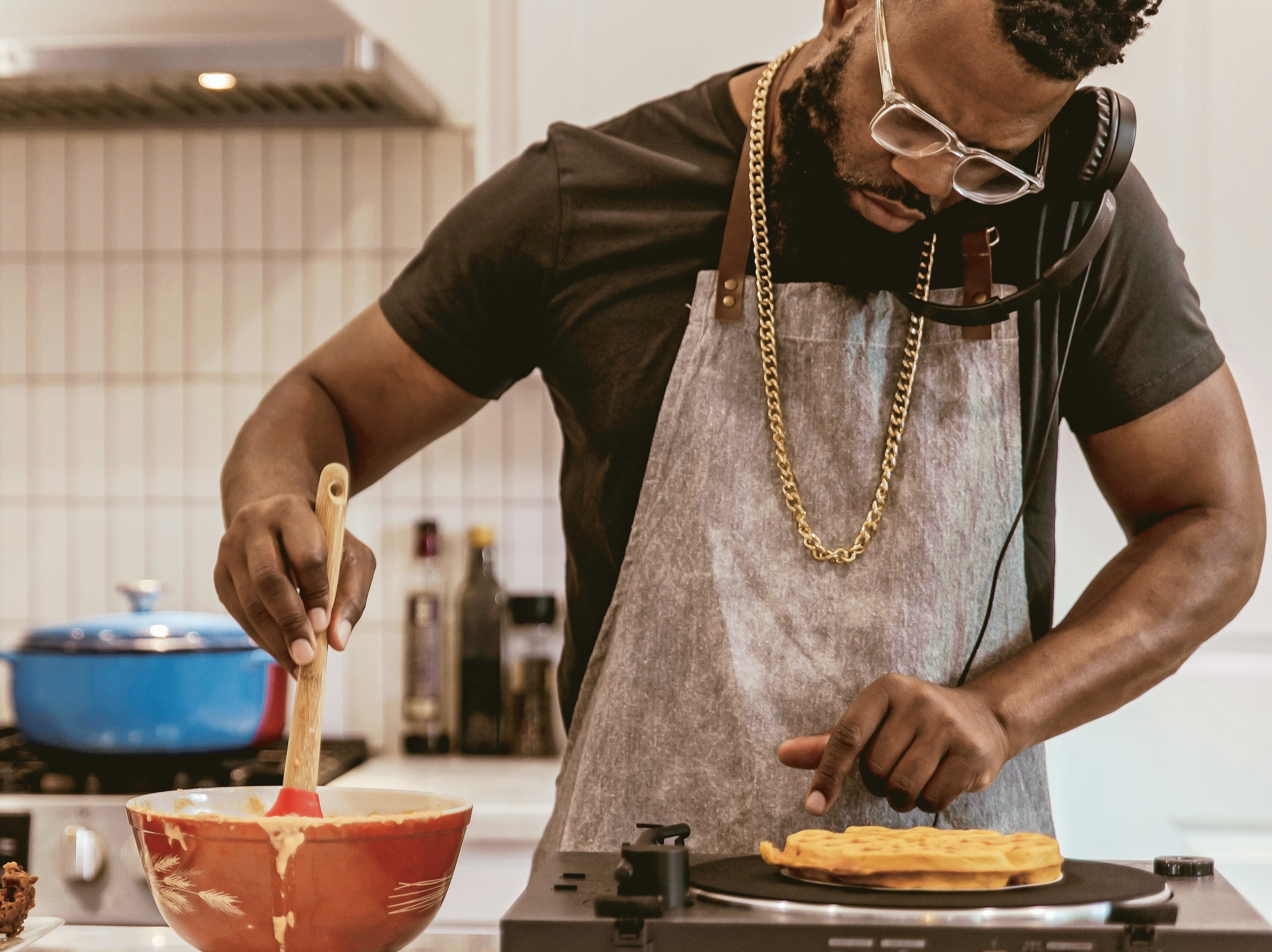 Chef Scotty Scott remixes the classics with new-school soul food | NCPR ...