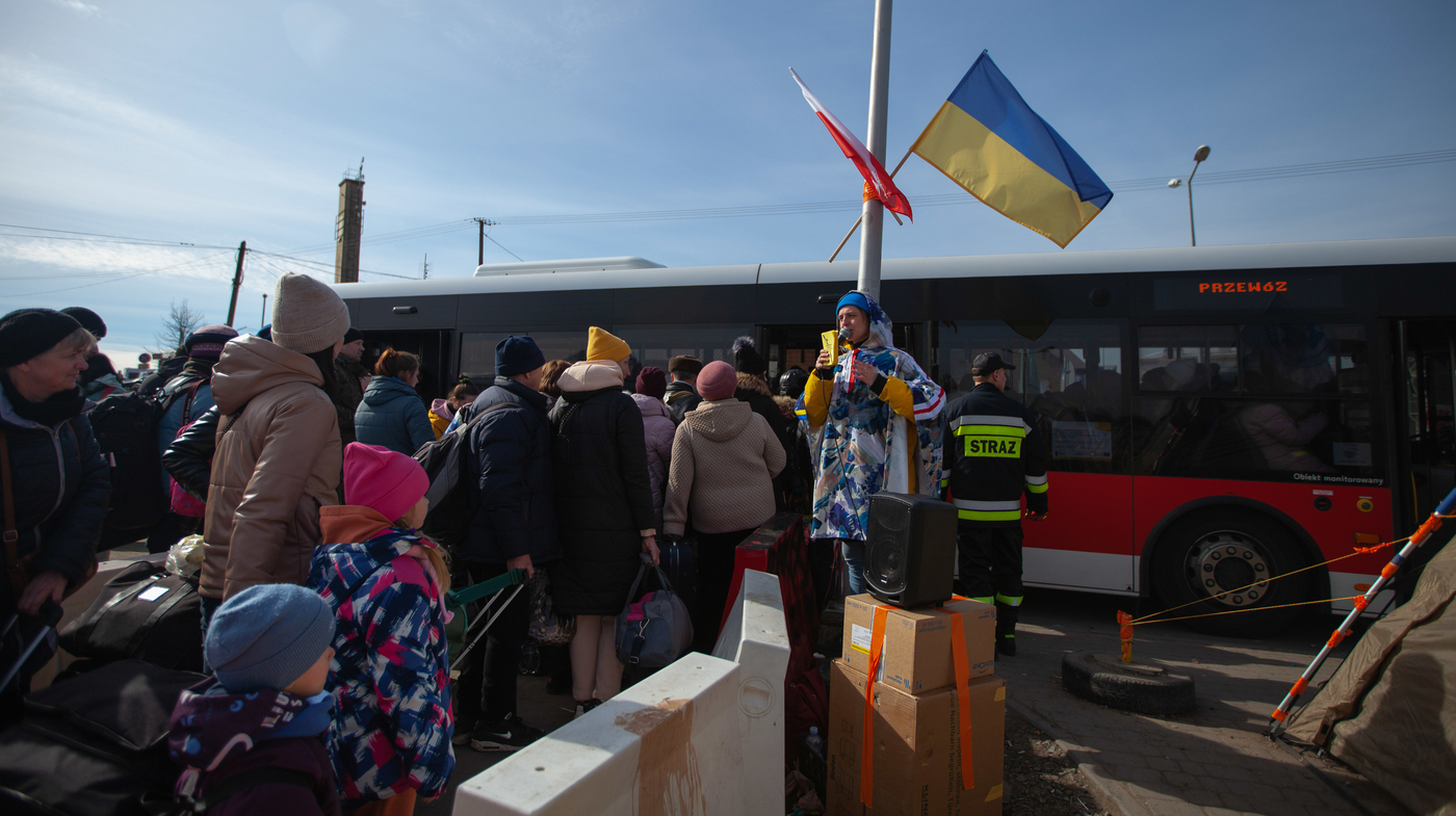 A tale of two Polish border towns : The Picture Show : NPR