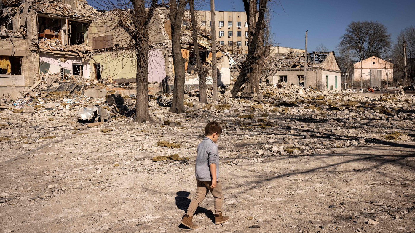 Photos from Week 4 of Russia's invasion of Ukraine : The Picture Show : NPR