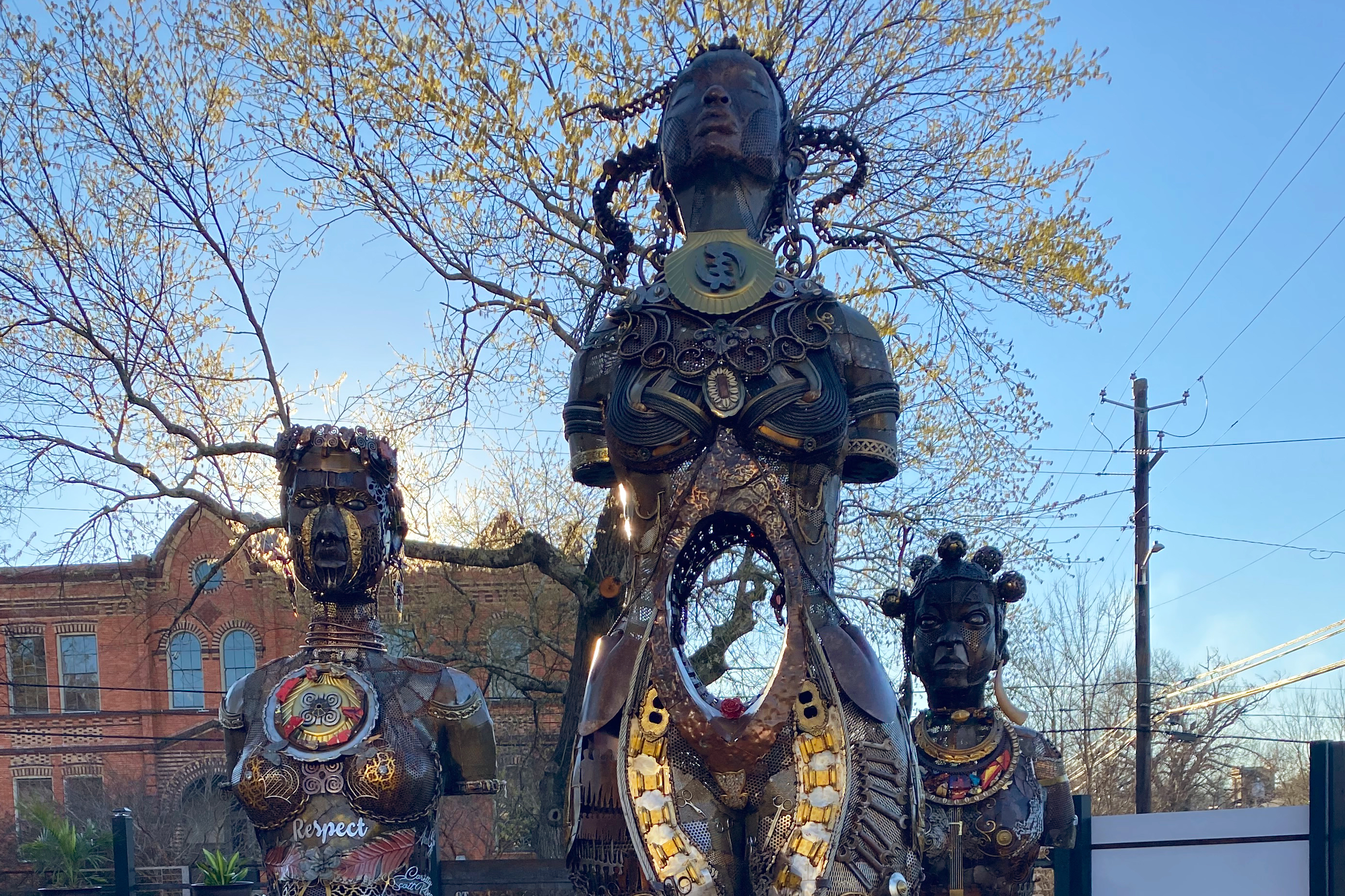 Statue celebrates 'Mothers of Gynecology' at Black women's birthing ...