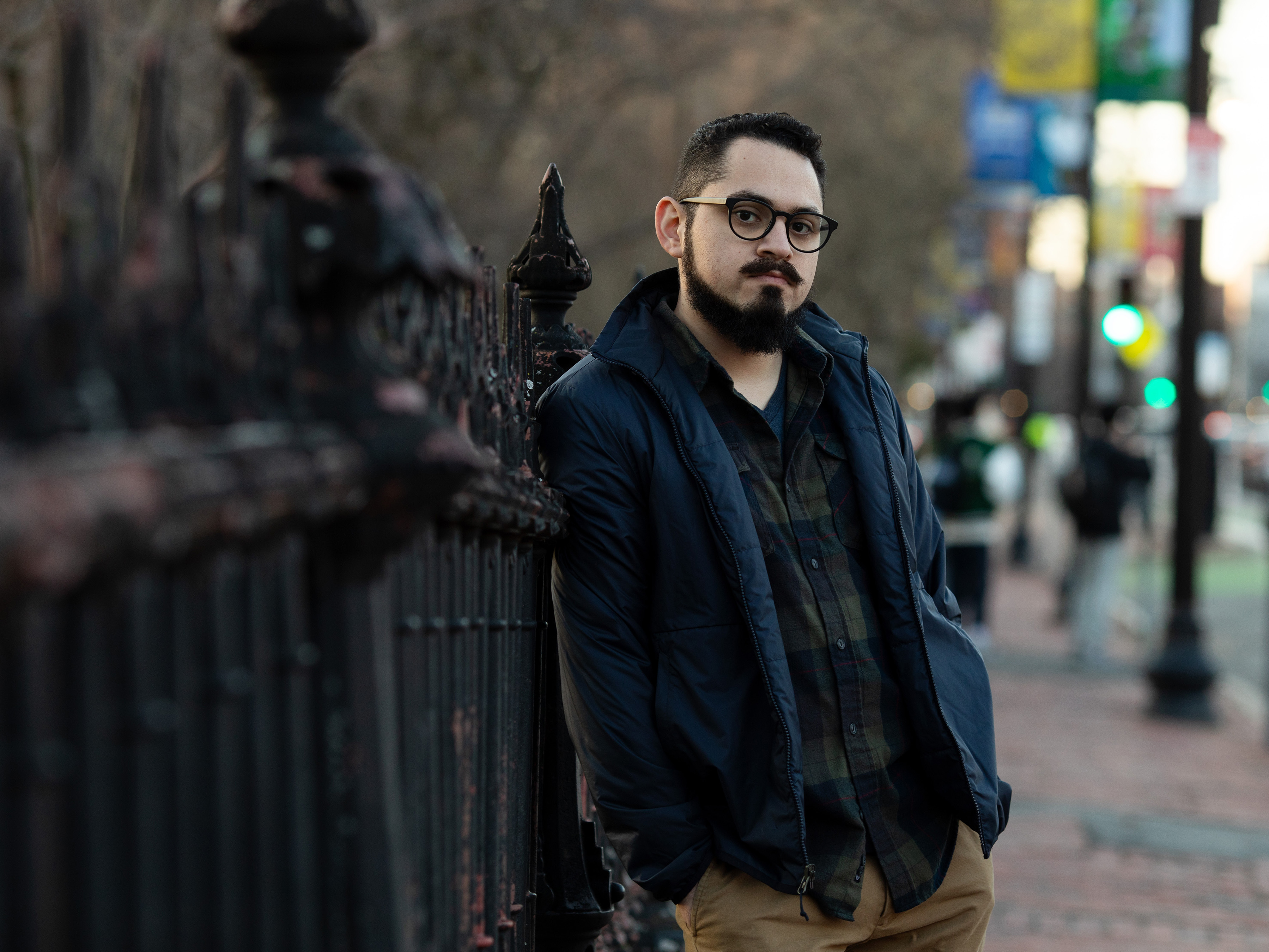 From kid gloves to rubber bullets: How the LAPD's ties to news media ...