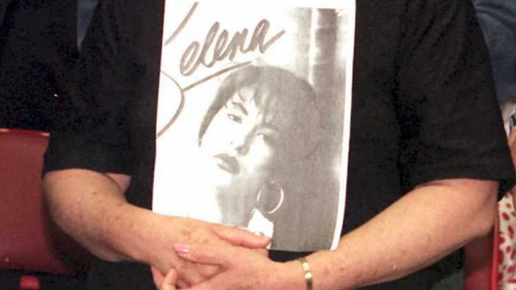 2 projects revive Selena's music for new generations : NPR