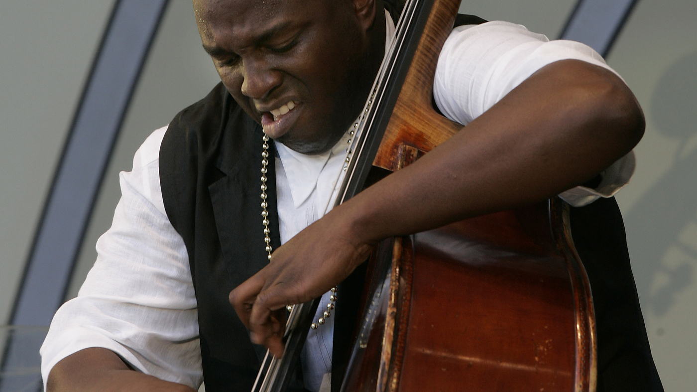 Charnett Moffett, expansive bassist who could challenge legends, dies ...