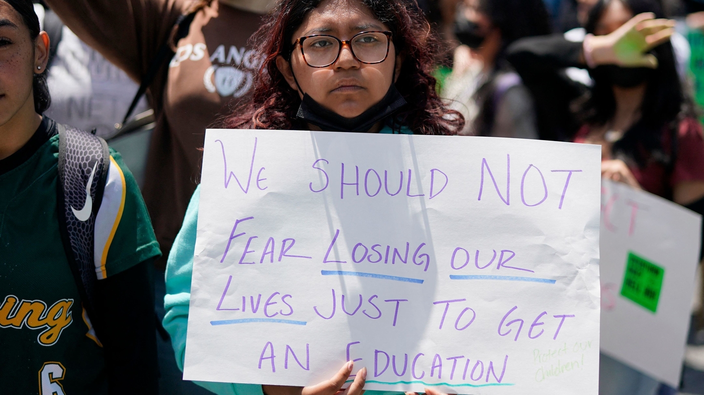 The U.S. is uniquely terrible at protecting children from gun violence ...