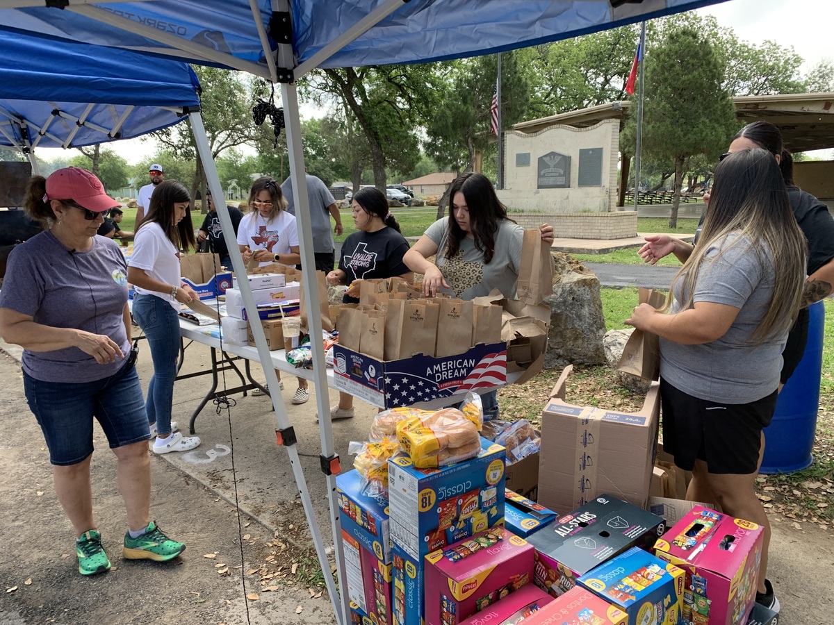In Uvalde, tragedy and food bring a community together : NPR