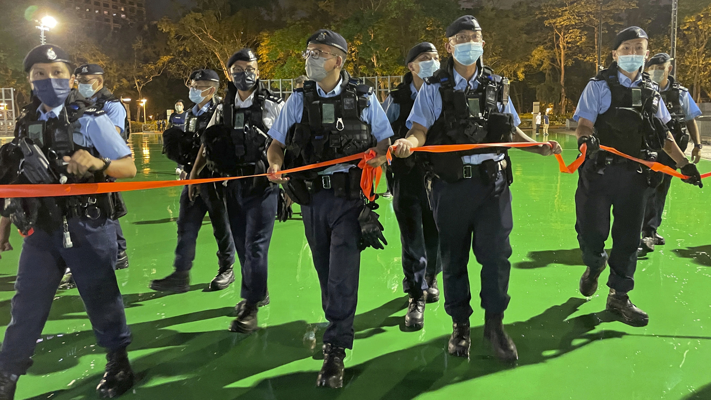 Police patrol Hong Kong park to enforce Tiananmen vigil ban : NPR