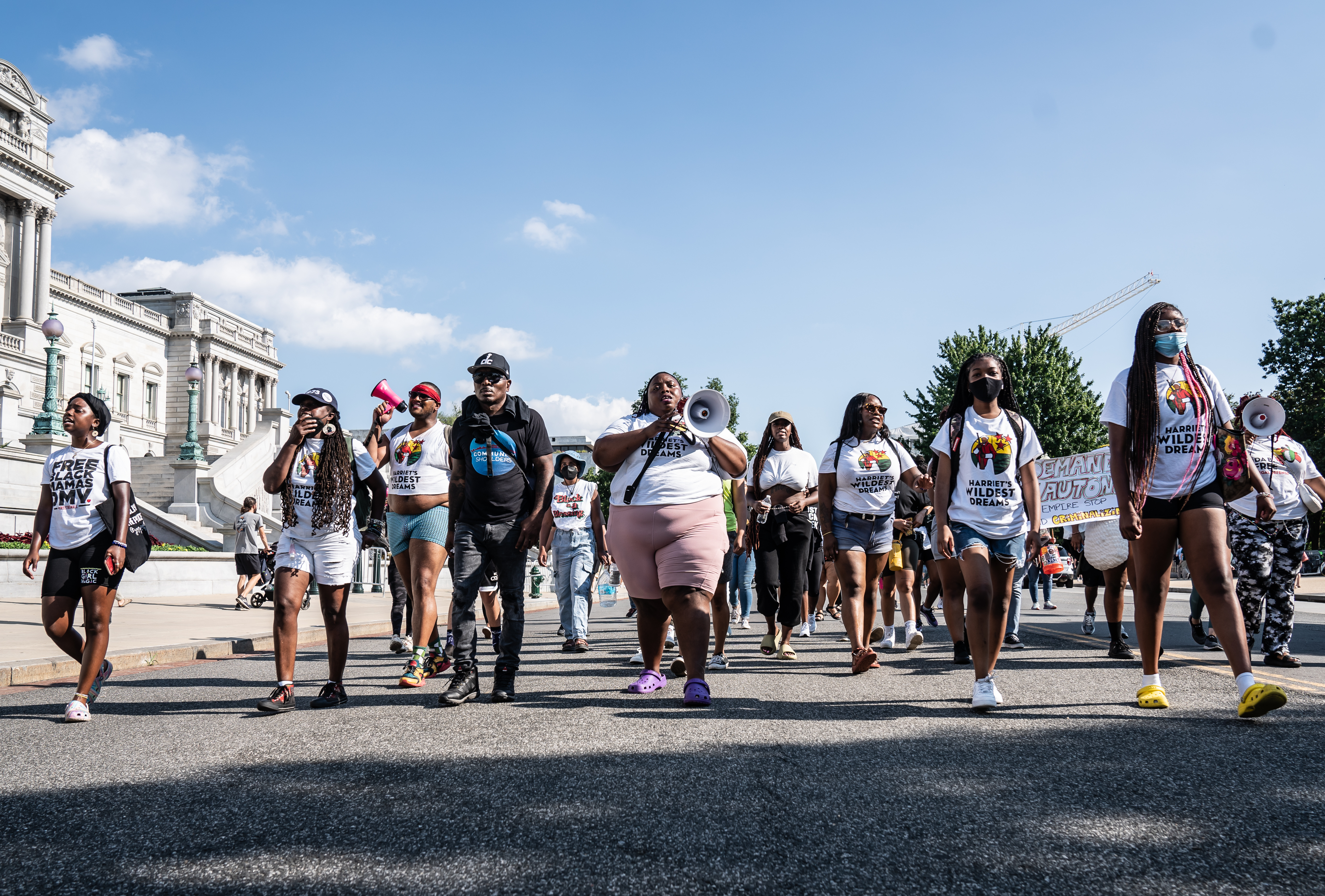 View reactions to the Roe v. Wade decision across the U.S. | News | WLIW-FM