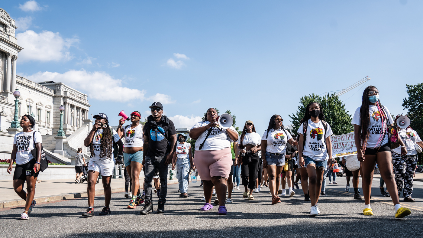Photos: See reactions to the Roe v. Wade decision across the U.S. : The ...