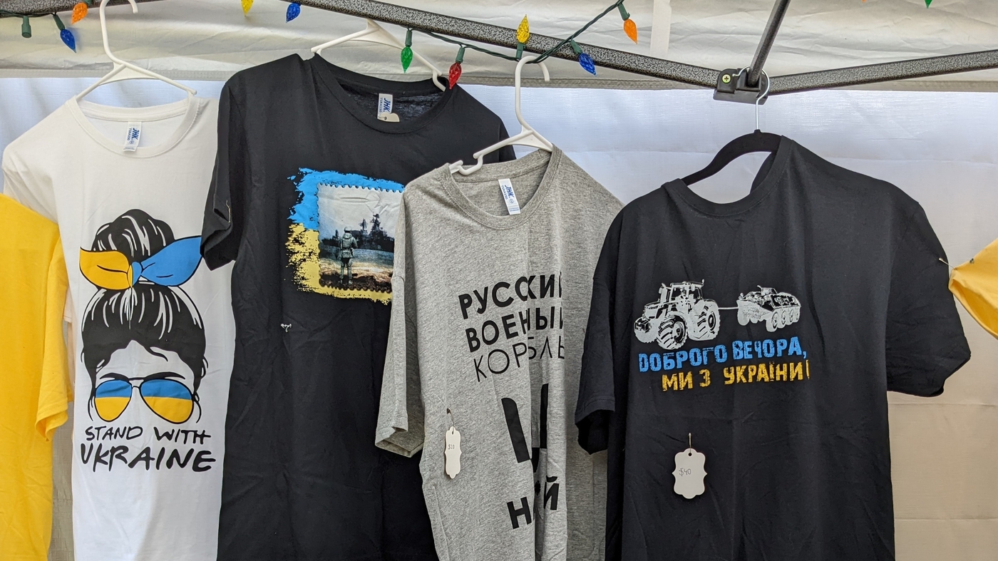 How Russian musicians are raising money for Ukraine : NPR