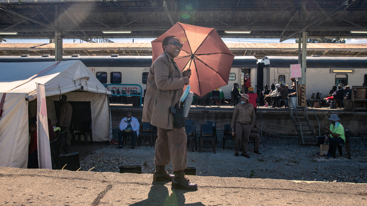 South Africa's 'train of hope' faces unprecedented looting and ...