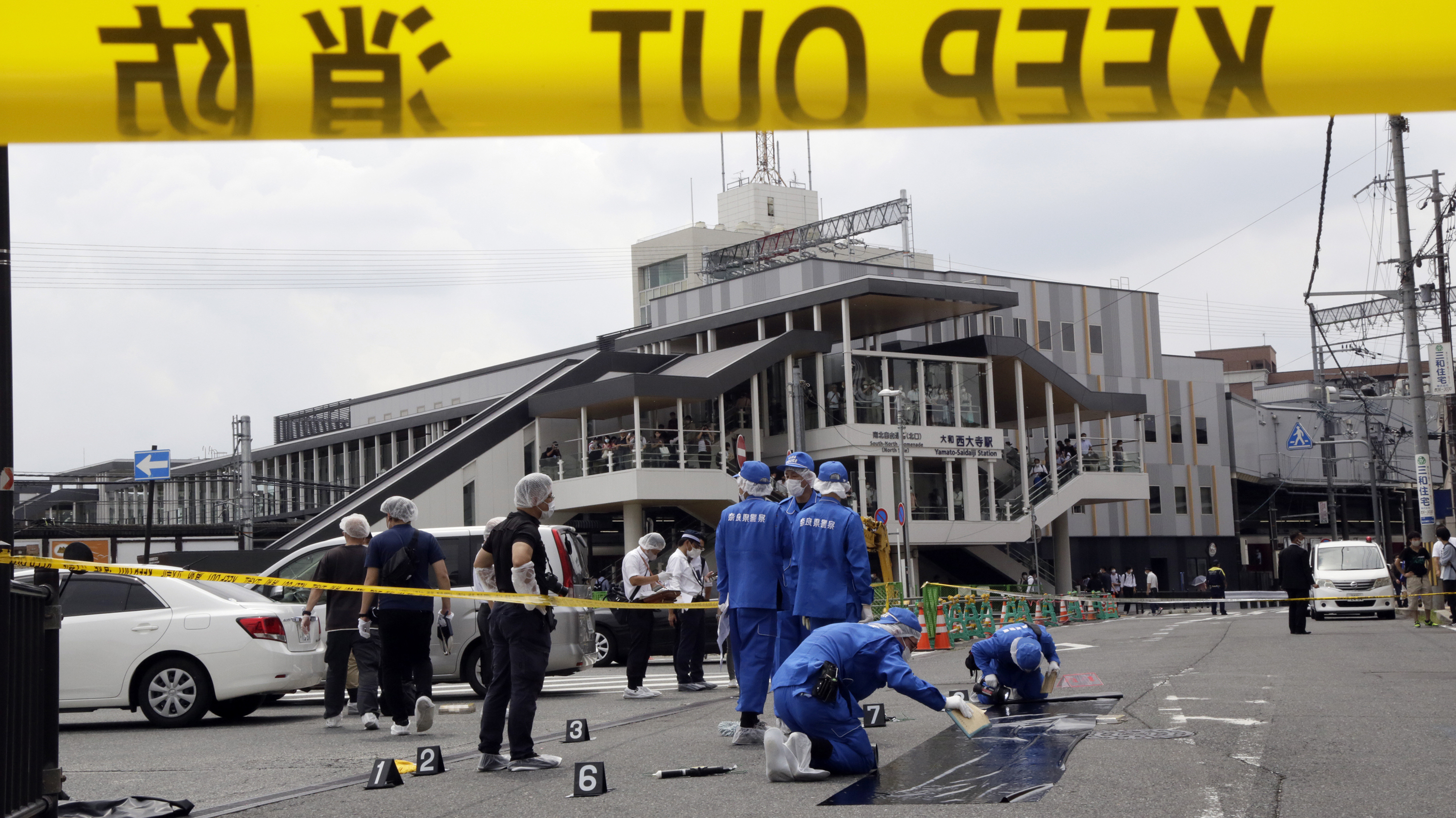 Photos of Shinzo Abe's assassination in Japan : NPR