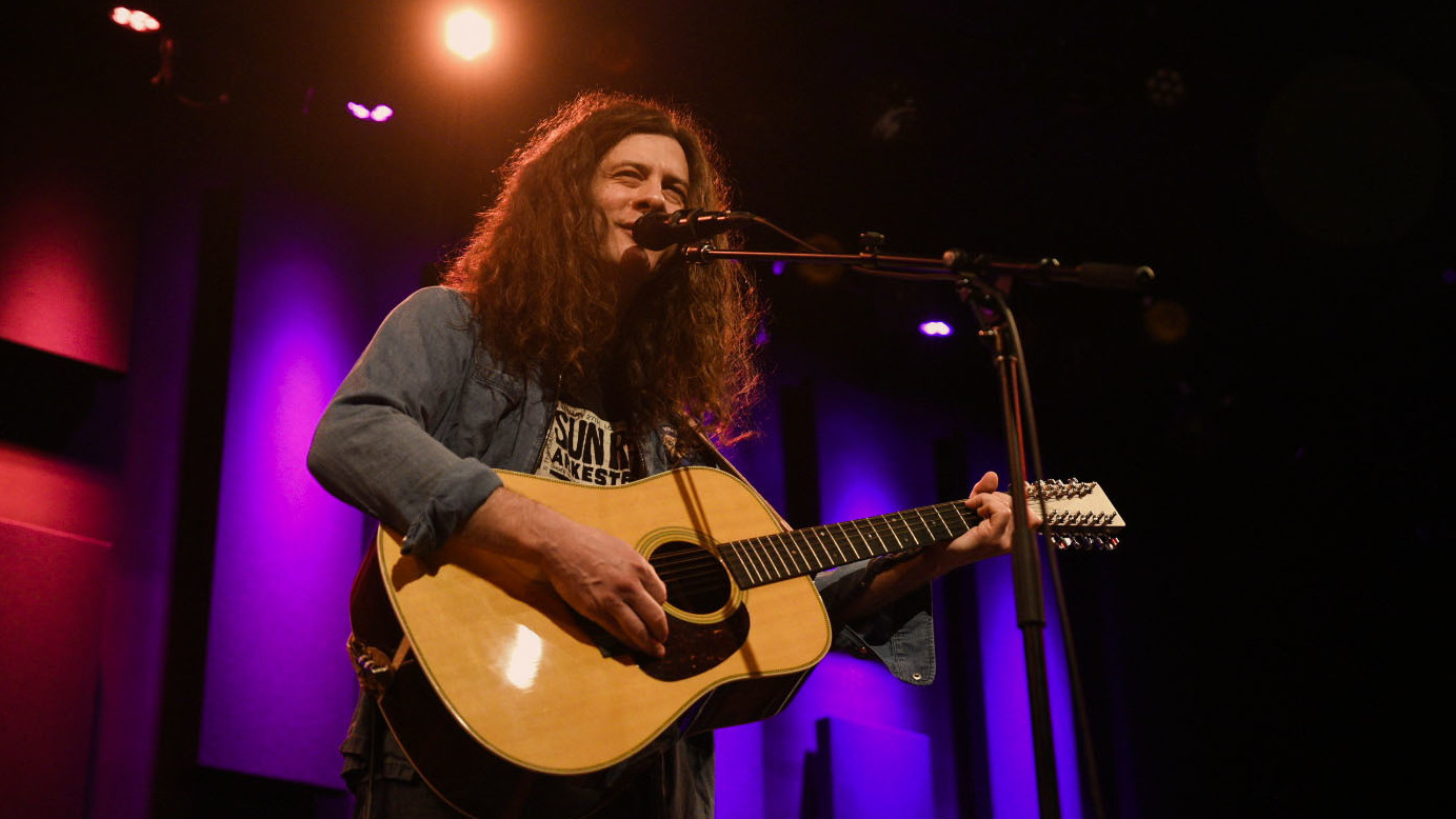 For Kurt Vile, 'settling down' doesn't necessarily mean 'staying still ...