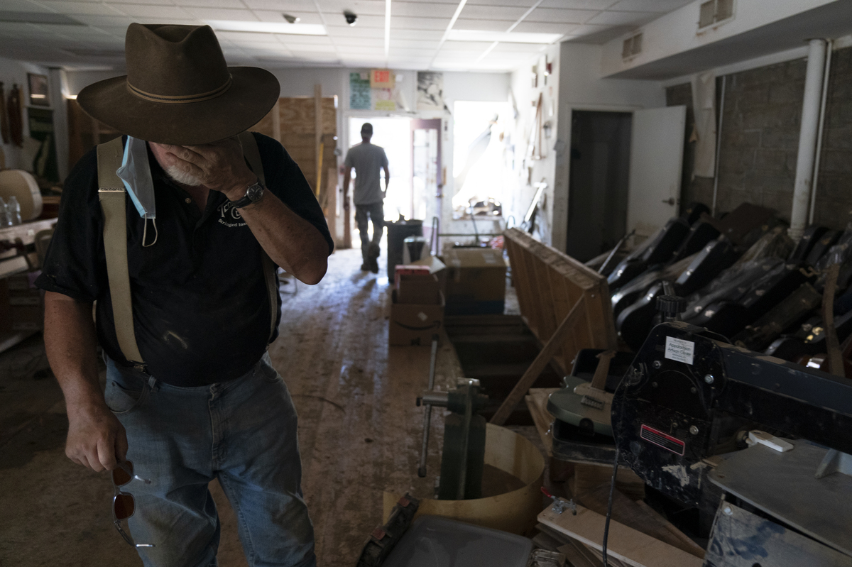 Eastern Kentucky floods set back hopes of economic revival : NPR