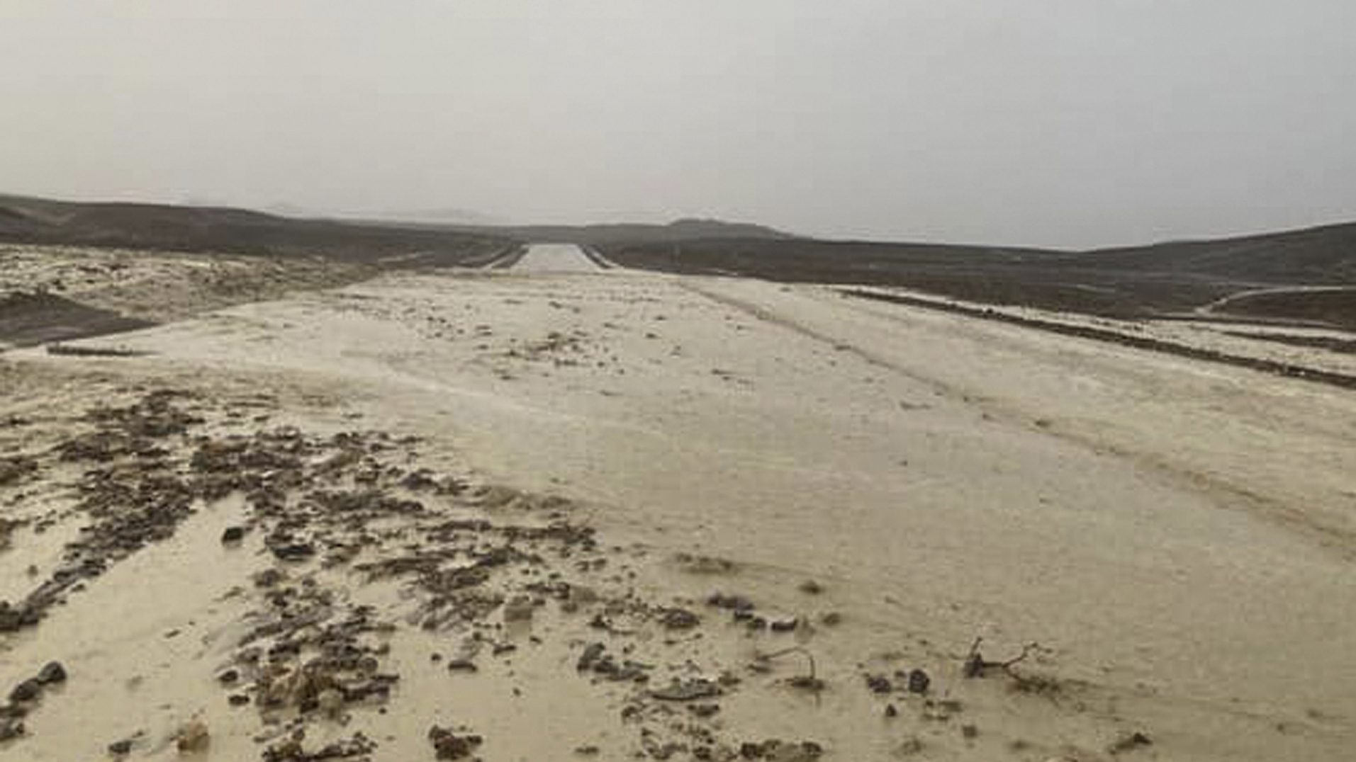 Death Valley turns muddy after flash floods : NPR