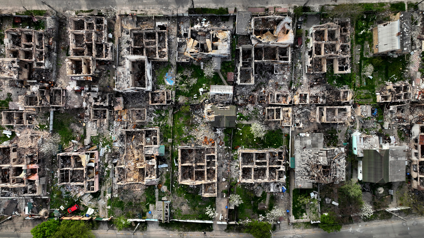 Haunting photos capture the remnants of everyday life in Ukraine : The ...