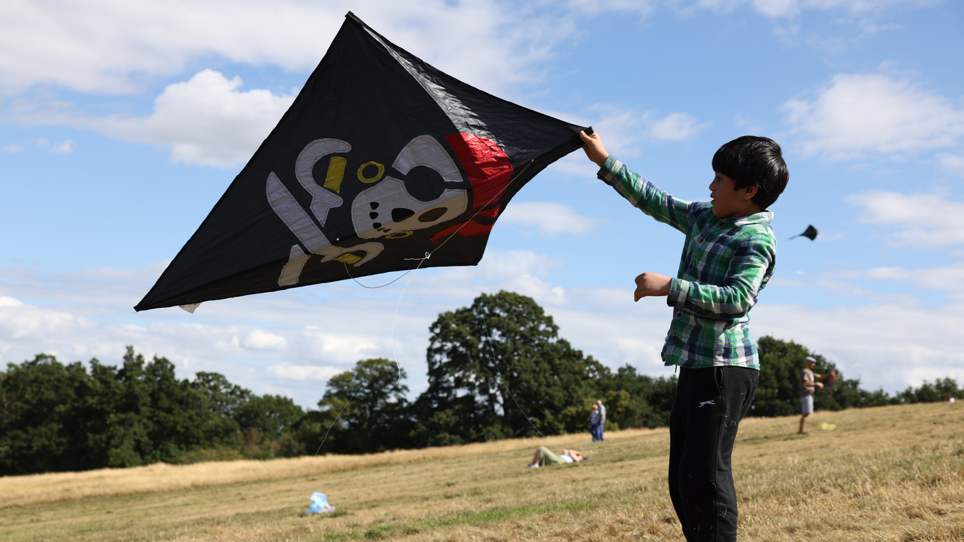 Fly With Me kite festival puts on a show of solidarity with Afghanistan ...