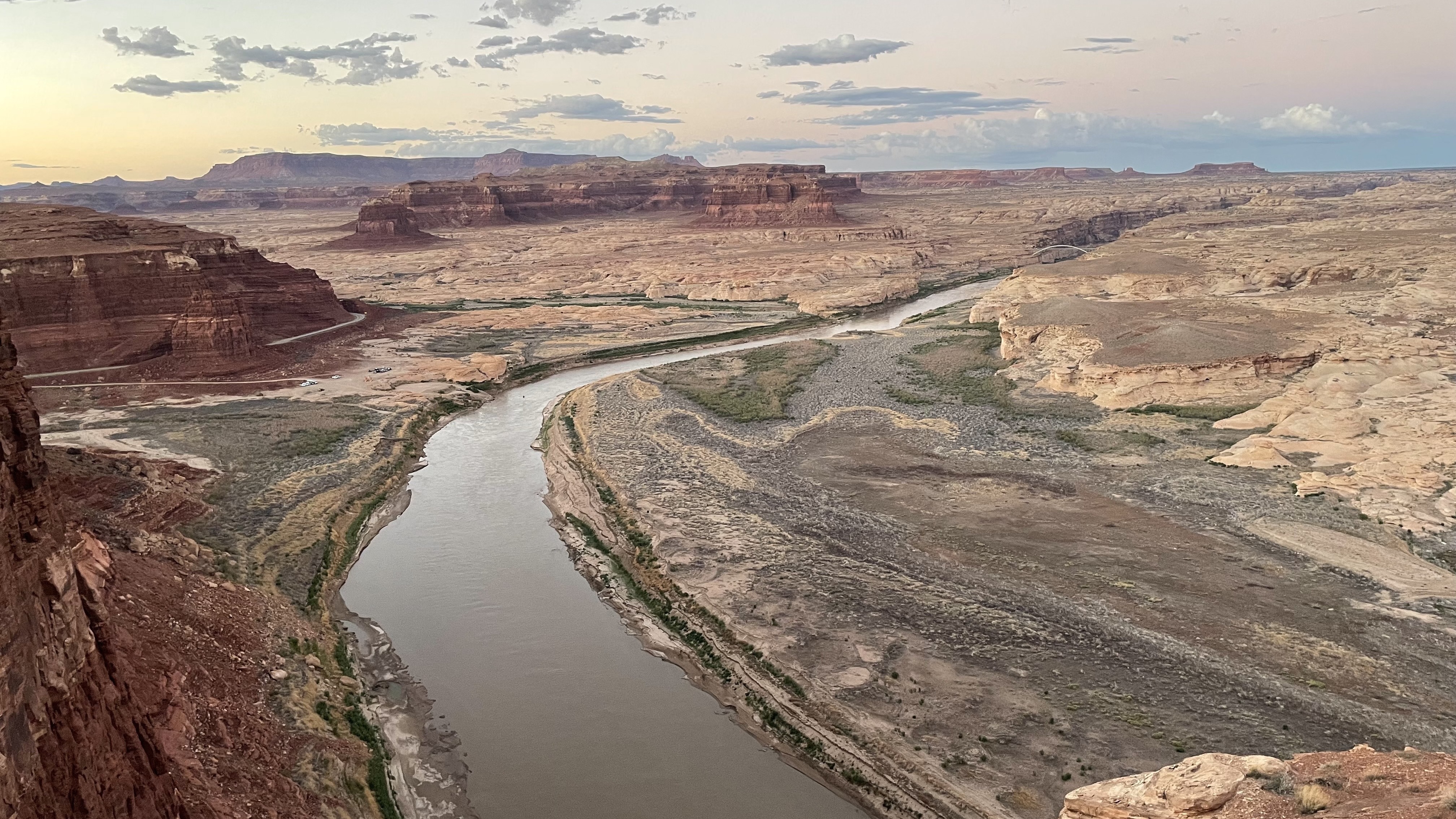 Drought lowers Colorado River level, endangering agriculture and ...
