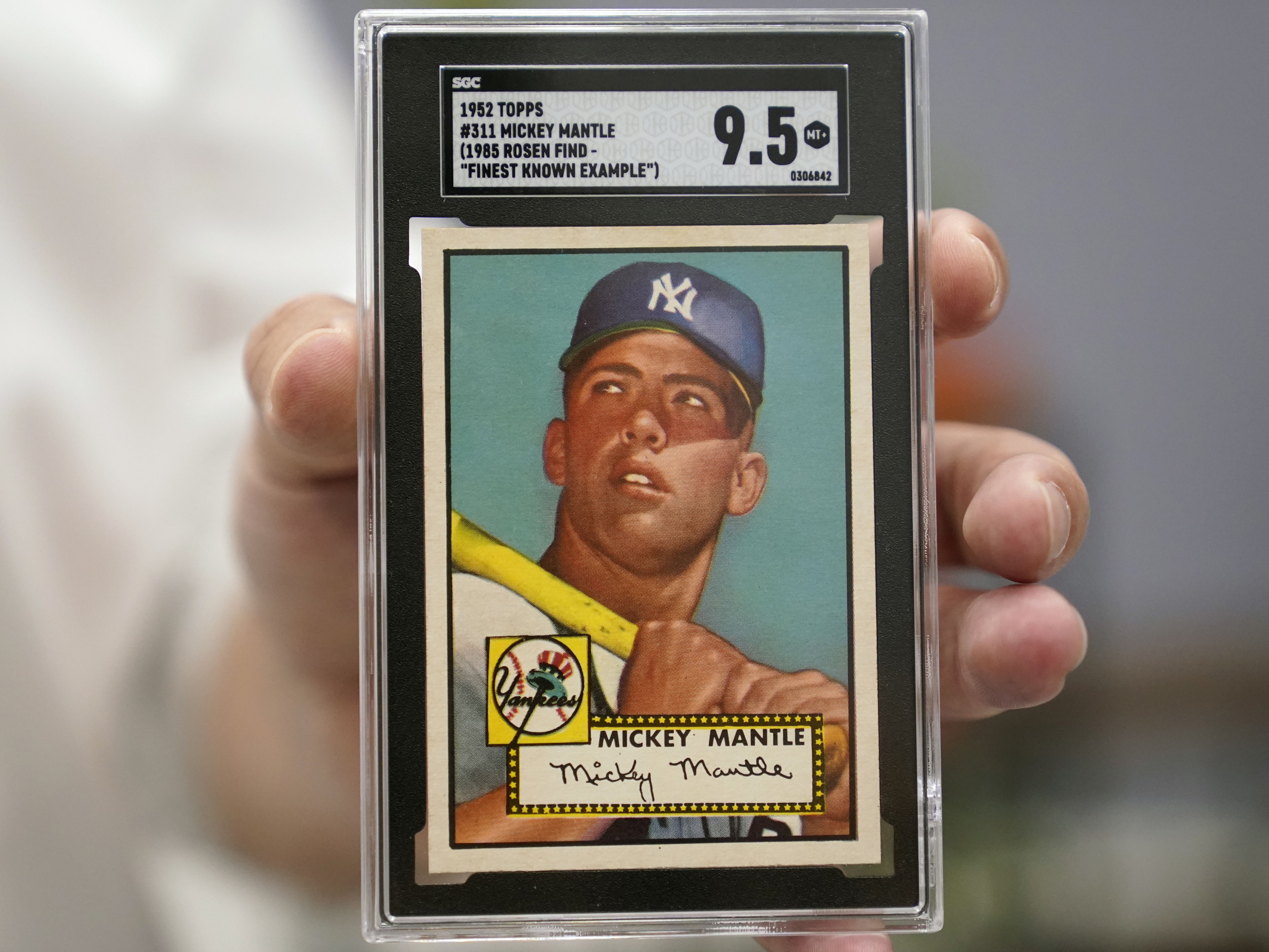 A Mickey Mantle baseball card is now the most expensive piece of sports ...