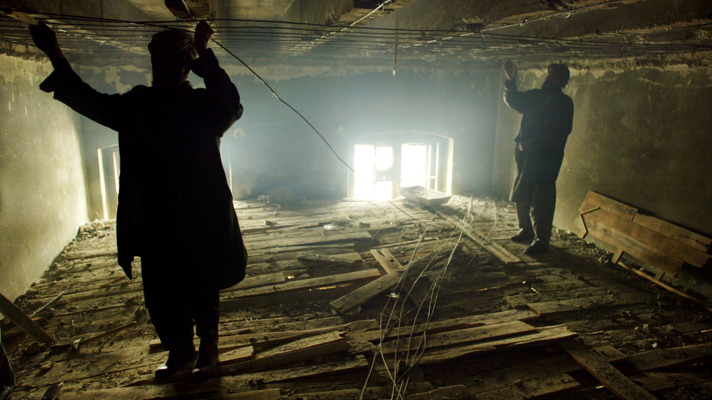 The Taliban now guard Afghanistan's National Museum, where they once ...