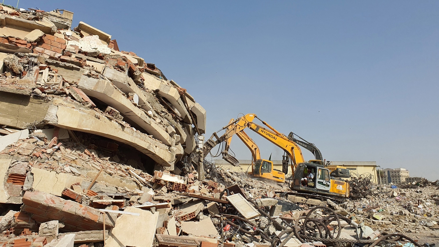 Saudi Arabia is demolishing neighborhoods to attract tourism and wealth ...