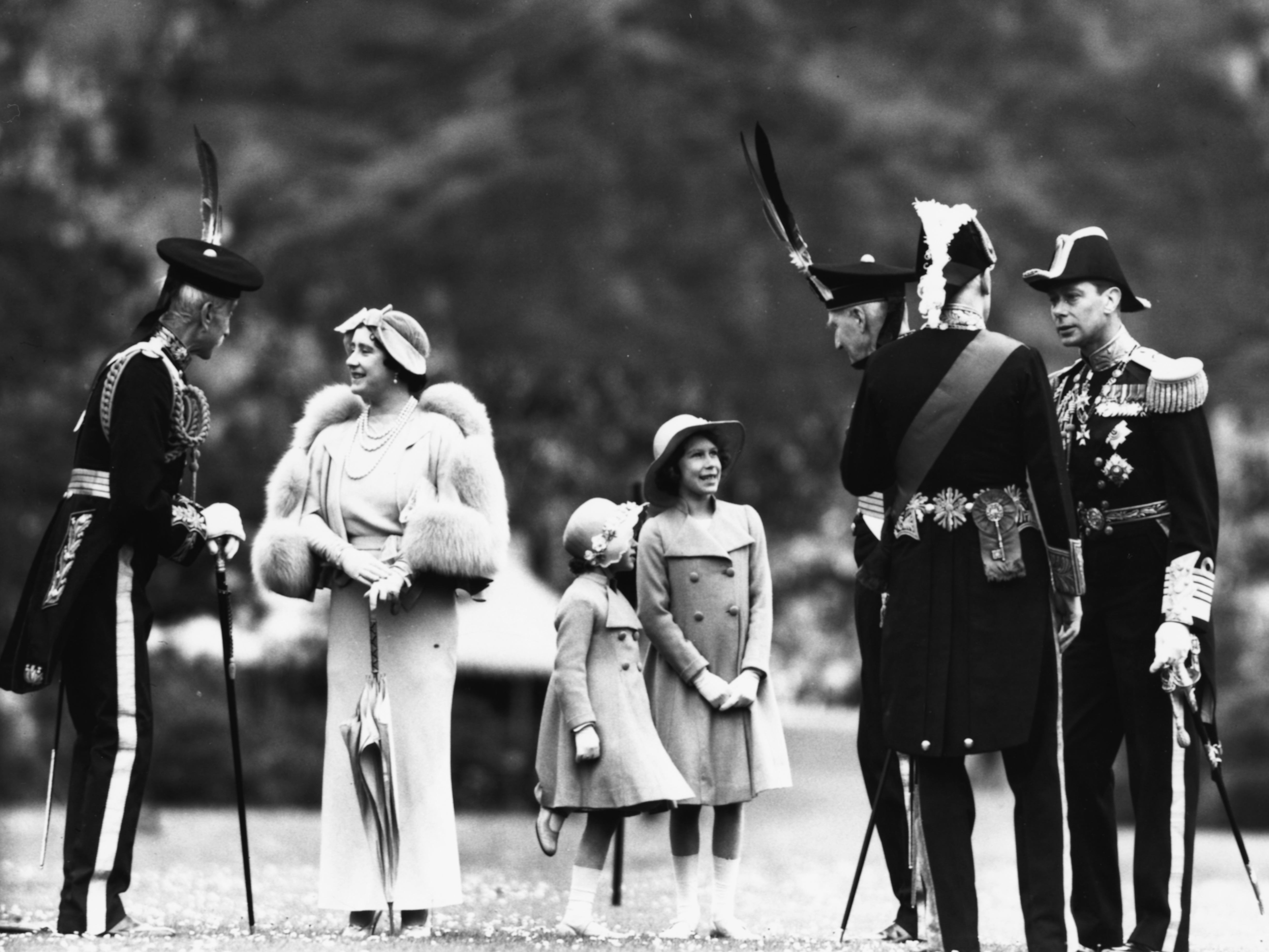 These photos follow the life of Queen Elizabeth II — from childhood to ...