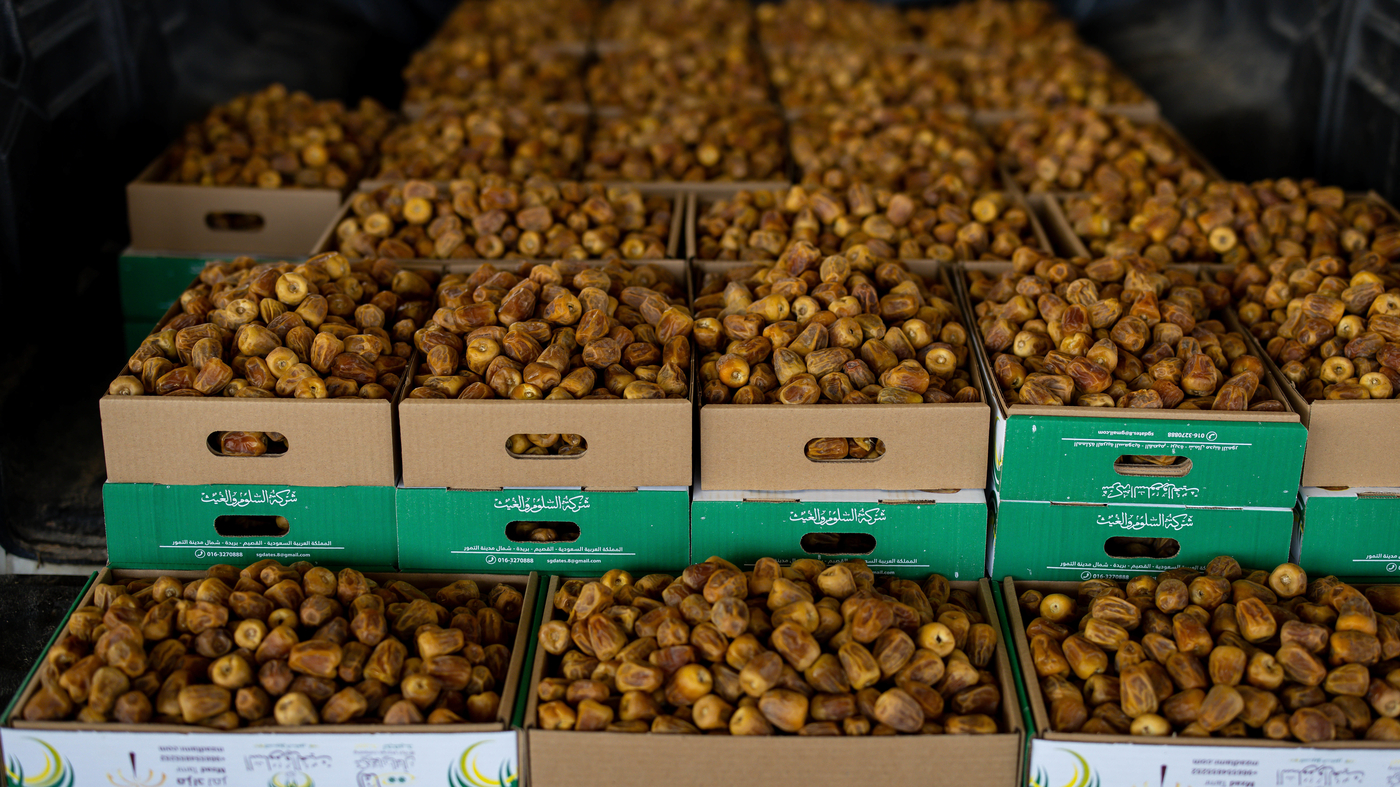 Get a peek inside this Saudi Arabian date festival : The Picture Show : NPR