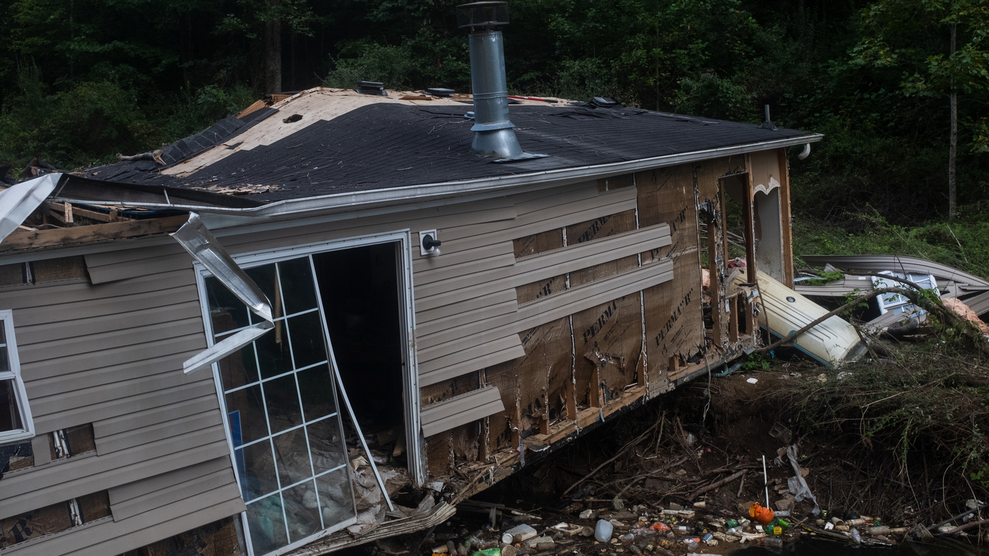 Eastern Kentucky: Flooding took their homes. Many don't know when help ...