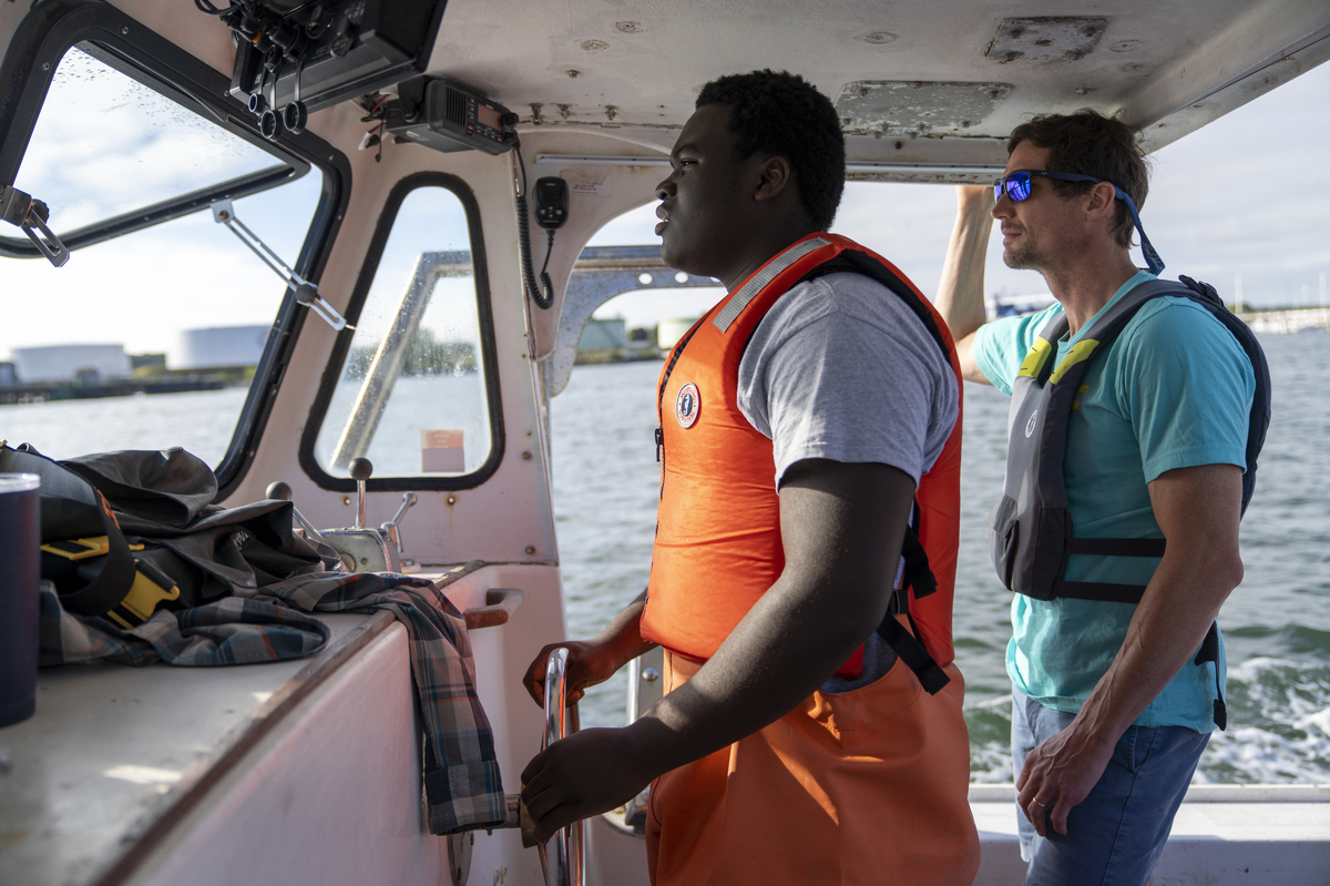 Black teens learn to harvest Maine lobsters in a pilot program : NPR