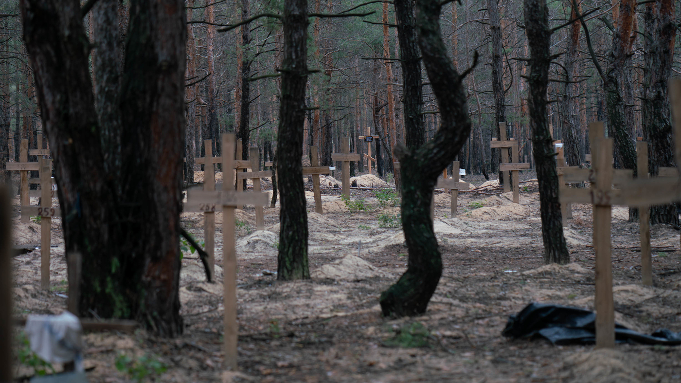 In a retaken border village, Ukrainians point to signs of Russian abuse ...