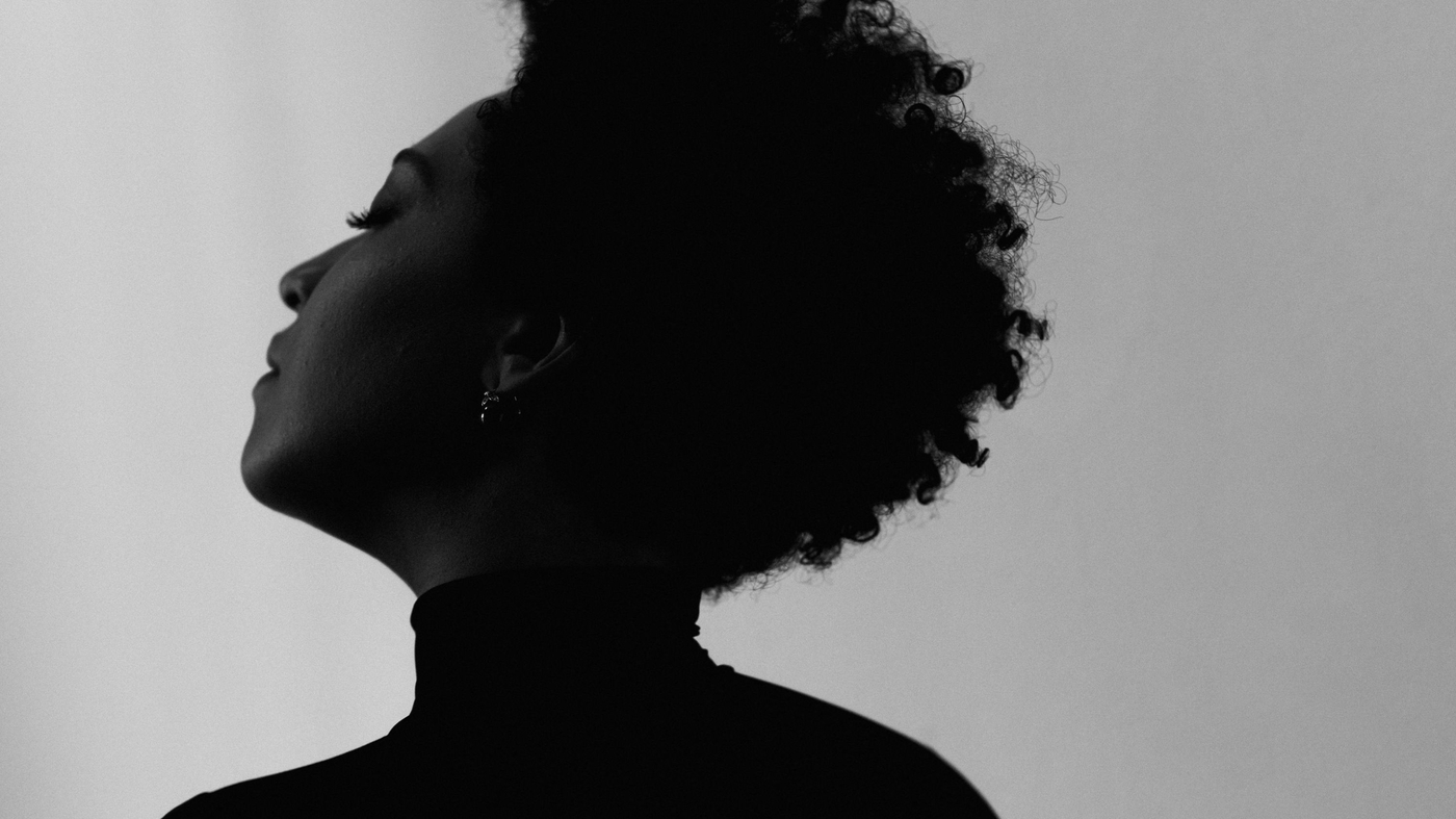 Opera singer Julia Bullock covers the mysterious Connie Converse : # ...