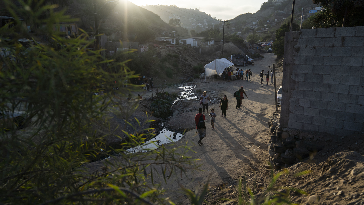 From mass graves to Martha's Vineyard — the fraught American dream for ...