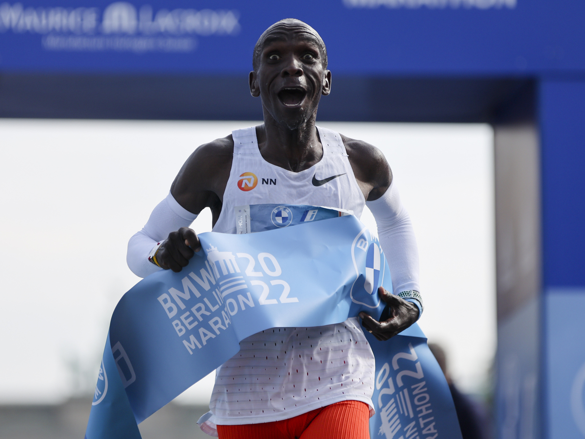 Berlin Marathon results: Eliud Kipchoge breaks his own world record : NPR