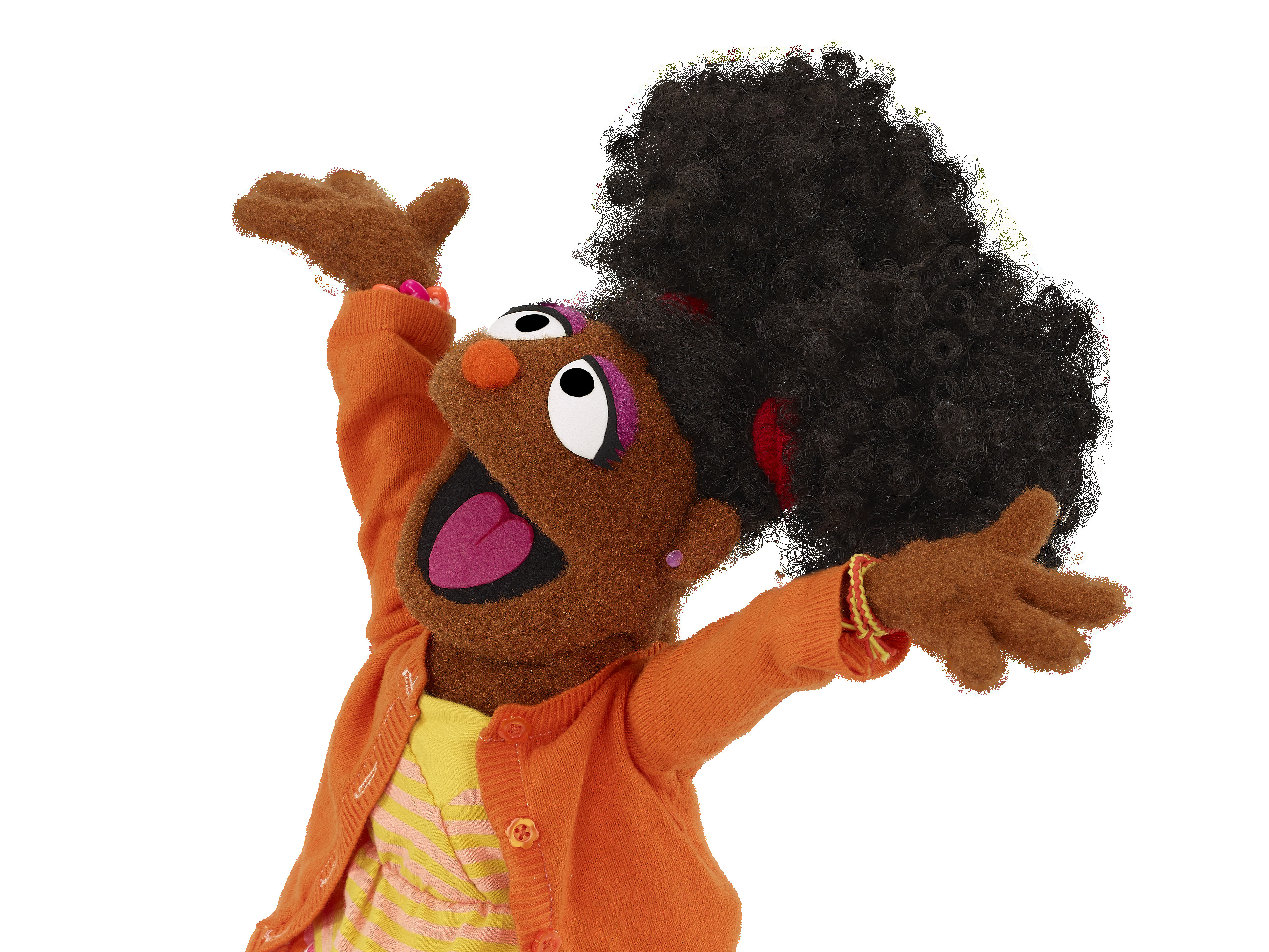 Sesame Street's first Black female puppeteer wants to keep inspiration ...